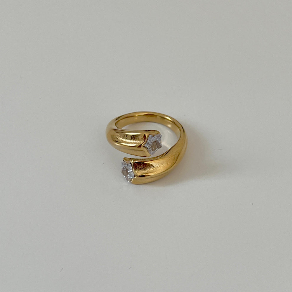 Shooting Star Ring – Dream + Dazzle